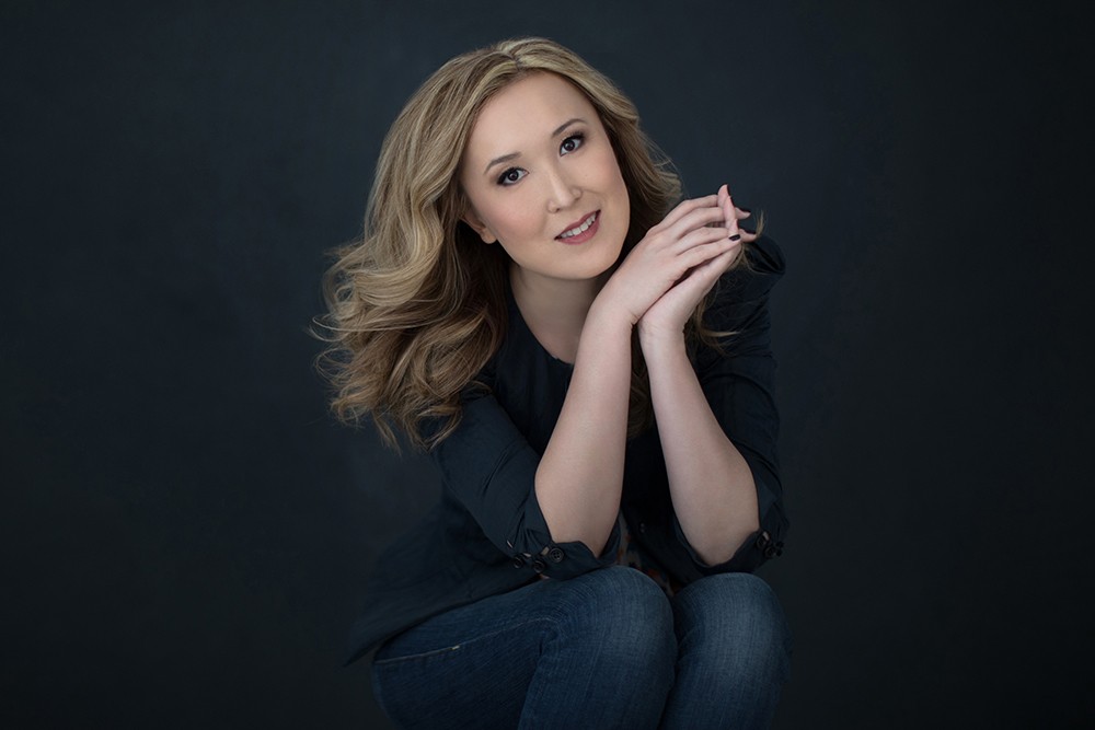 Fun Family Portrait Session- Time to Gather Family!