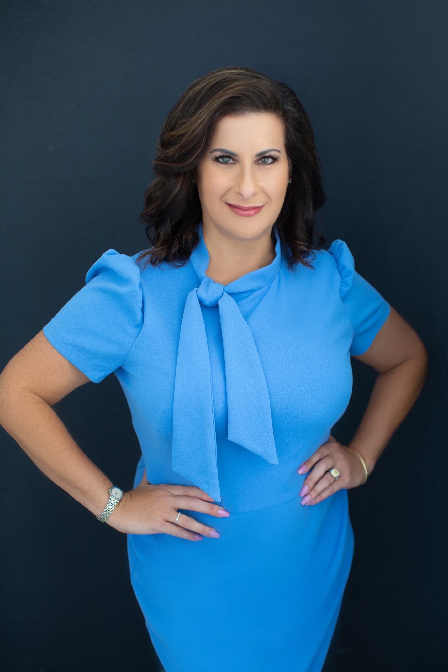 Poses for Photography- Powerful Poses to Look Your Best